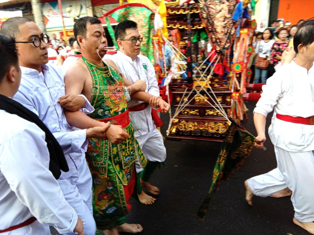 FOTO: Parade Perayaan Cap Go Meh Manado. | Lensa Sulut